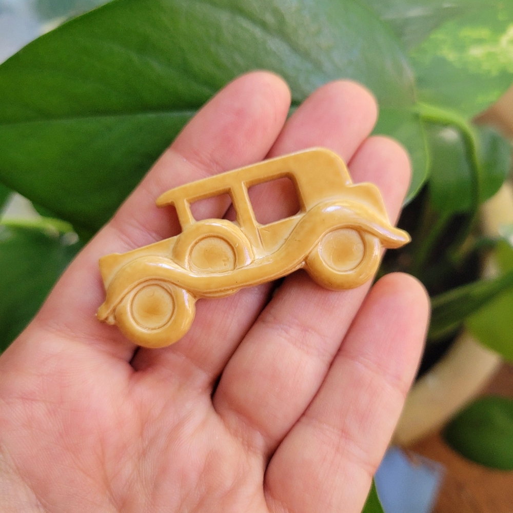 Vintage 1950s Cellulose 1920s Model Car Boucher Brooc… - Gem